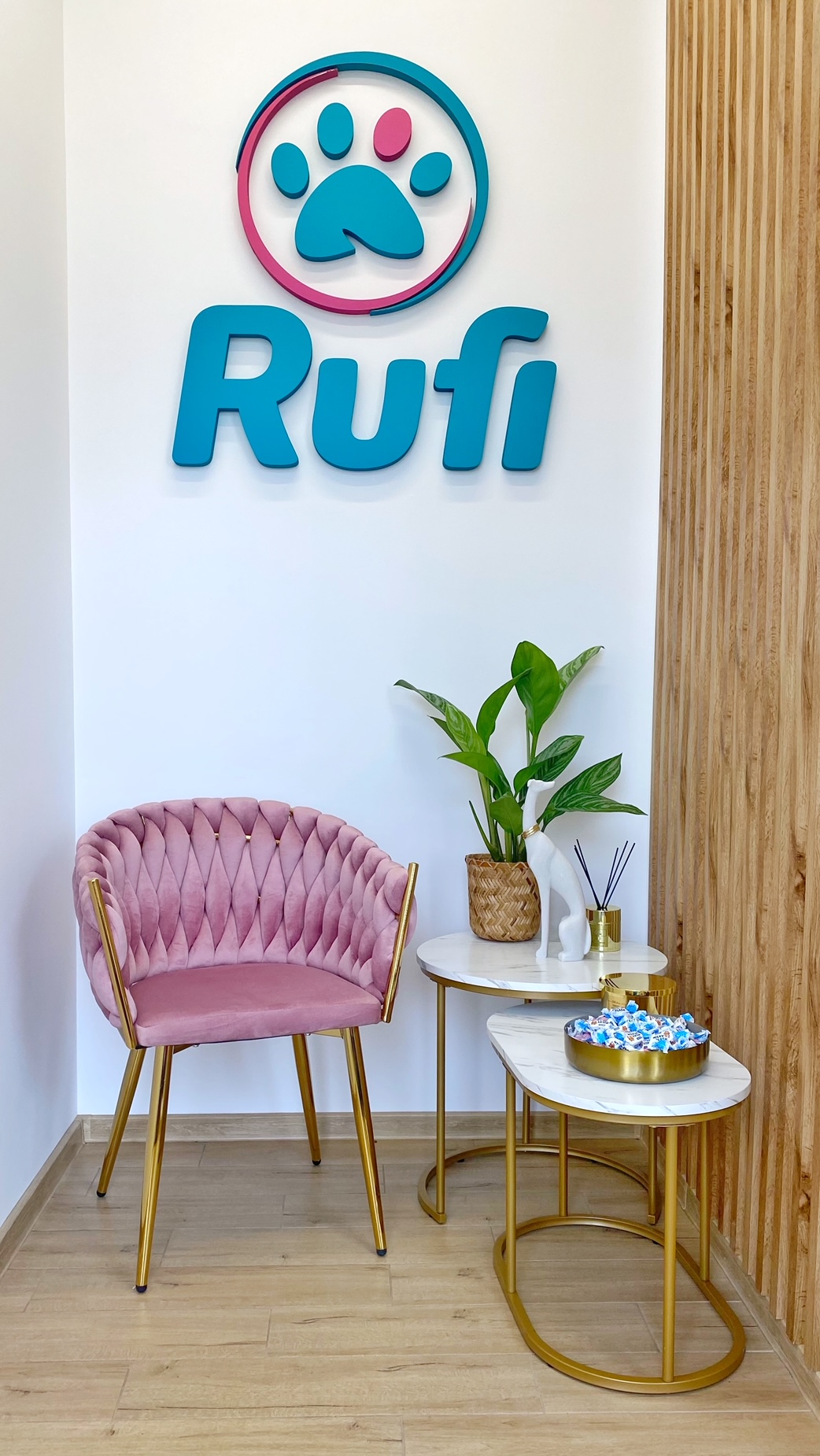 Salon Rufi – Podaruj psu SPA!